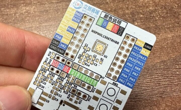 【電子工作 / PCB】カラーシルク印刷サービスに向けて、JLCPCBさんからカラーシルクプリントされたPCBルーラーを頂きました ...